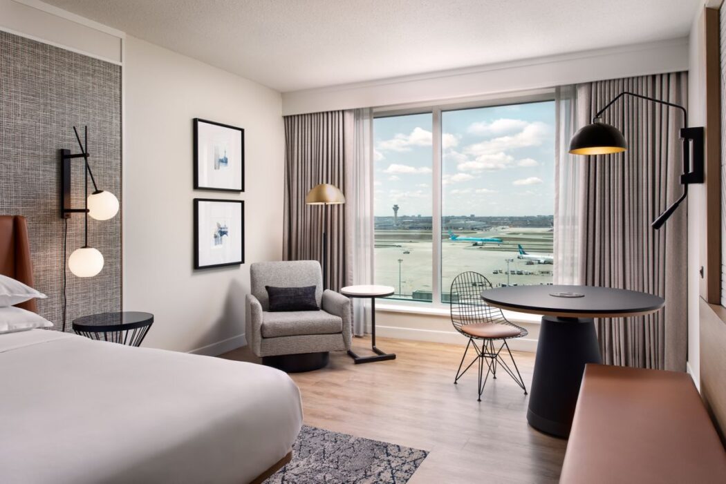 Start Your Next Trip Stress-Free At The Sheraton Gateway Toronto ...